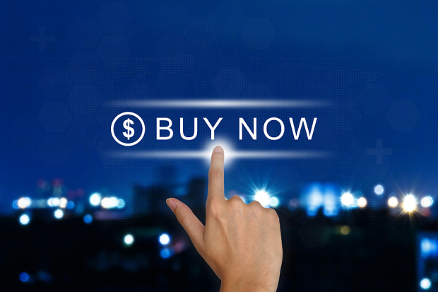 4 Retail Stocks Up More Than 10% in a Month and Still Worth Buying
